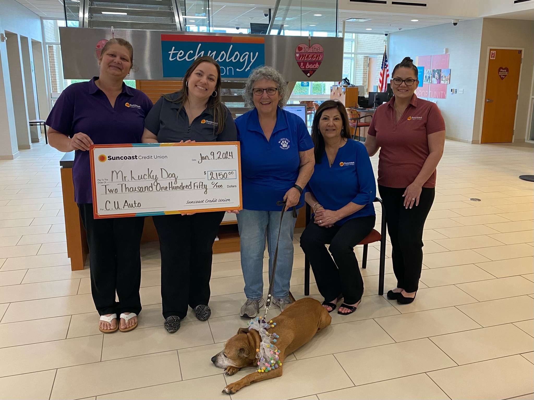 Mr. Lucky Dog’s Sanctuary receives $2K donation - Gulfshore Business Mr. Lucky Dog’s Sanctuary receives $2K donation - Gulfshore Business